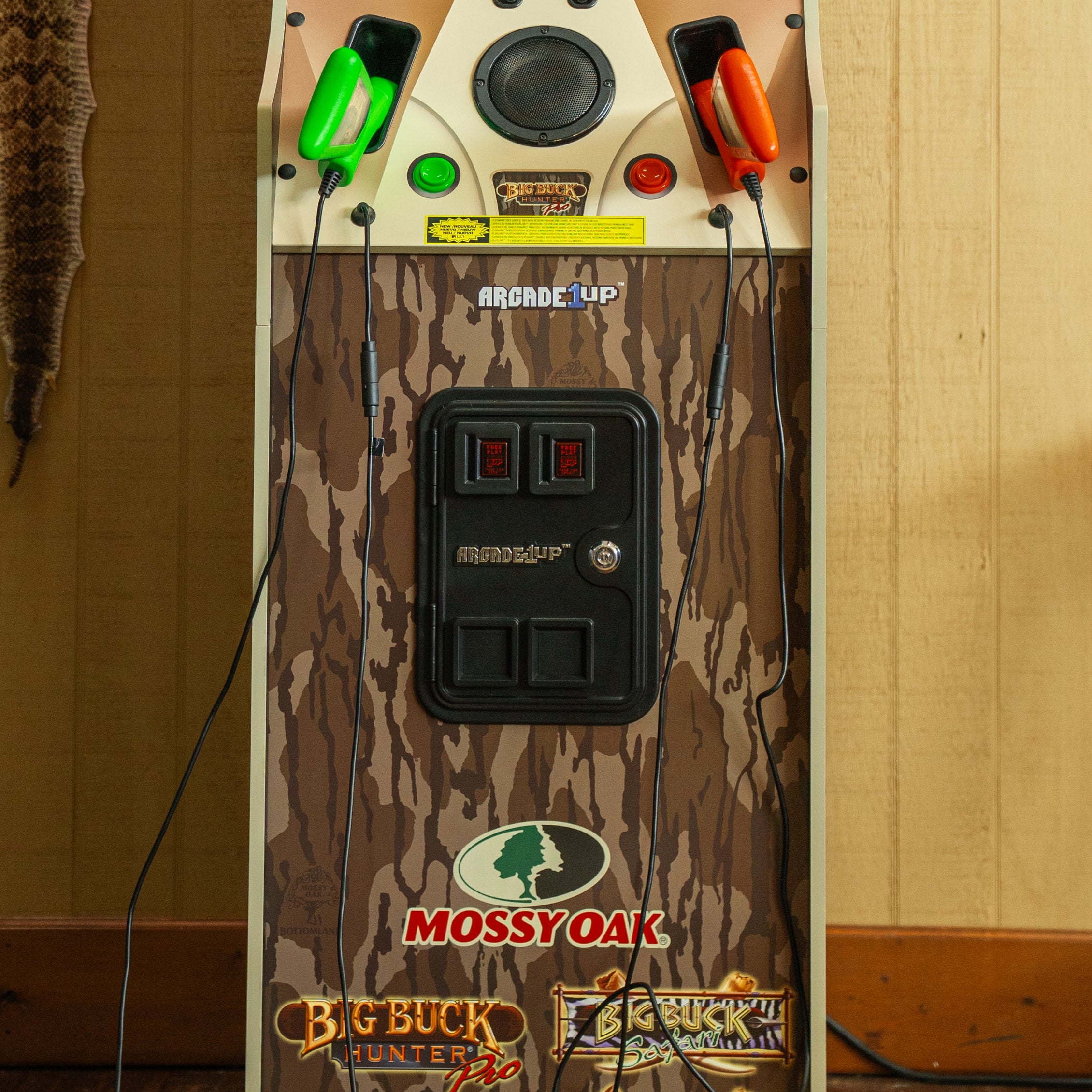 Big Buck Hunter Mossy Oak Deluxe Arcade Machine