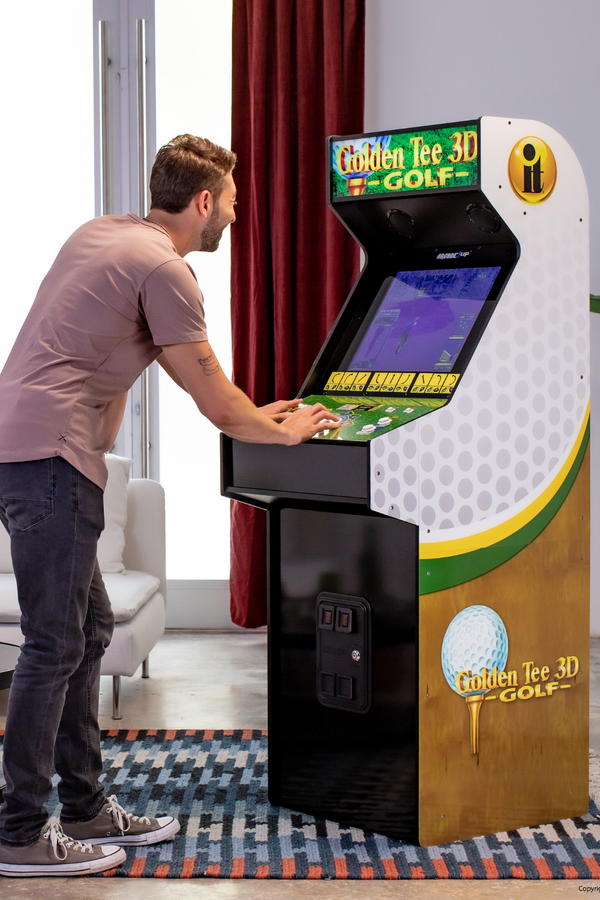 Golden Tee 3D Deluxe Arcade Machine