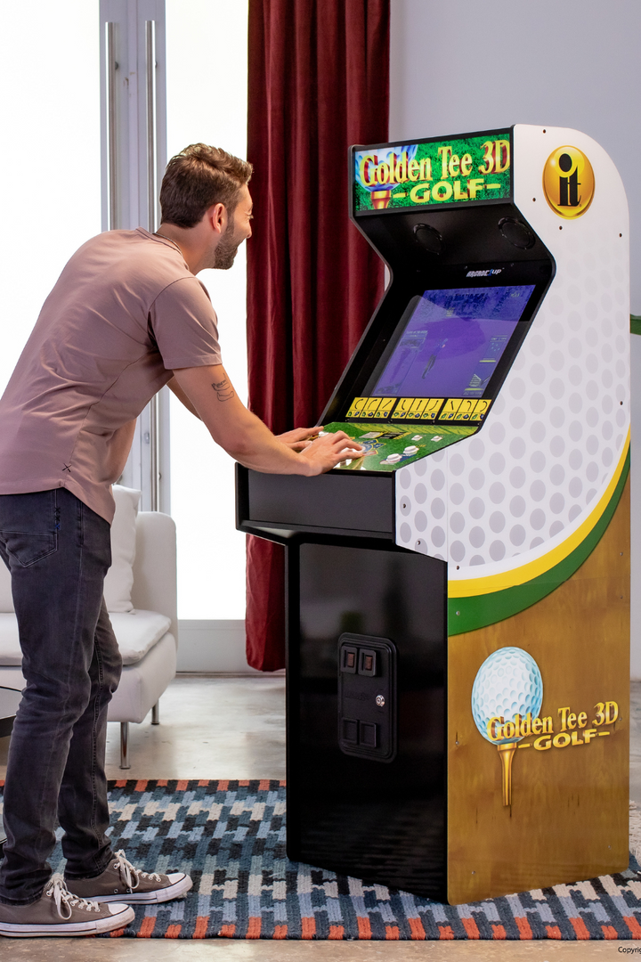 Golden Tee 3D Deluxe Arcade Machine